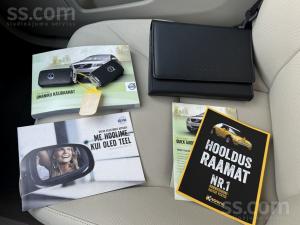 Melns Volvo XC60 2012 Rīga, ar dzinēja tilpumu 2.00 L un nobraukumu 271 tūkst. km par 8500 €, foto 26 vietnē AUTOMOTO.COM.LV