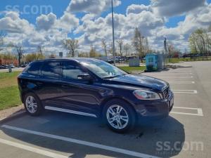 Black Volvo XC60 2012 in Riga, with an engine capacity of 2.40 L and mileage of 380 thousand km for 7000 €, photo 5 on AUTOMOTO.COM.LV
