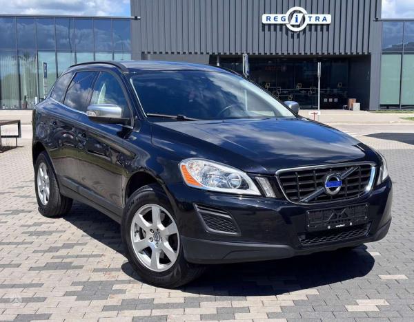 Melns Volvo XC60 2012 Šauļi, ar dzinēja tilpumu 2.00 L un nobraukumu 304 tūkst. km par 9300 €, foto 1 vietnē AUTOMOTO.COM.LV