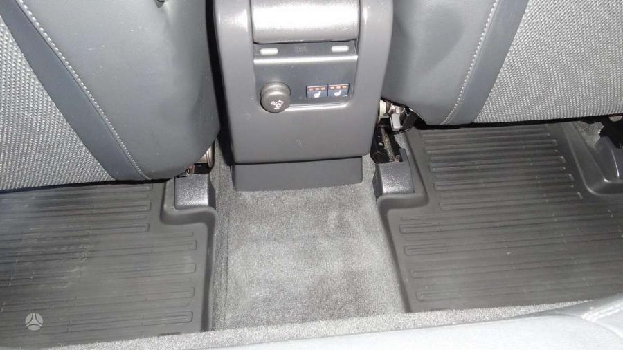 Melns Volvo XC60 2012 Joniškis, ar dzinēja tilpumu 1.98 L un nobraukumu 265 tūkst. km par 8499 €, foto 17 vietnē AUTOMOTO.COM.LV