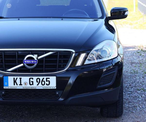 Melns Volvo XC60 2012 Kretinga, ar dzinēja tilpumu 2.40 L un nobraukumu 248 tūkst. km par 7599 €, foto 6 vietnē AUTOMOTO.COM.LV