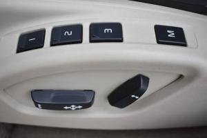 Melns Volvo XC60 2012 Talsi, ar dzinēja tilpumu 2.40 L un nobraukumu 344 tūkst. km par 7900 €, foto 15 vietnē AUTOMOTO.COM.LV