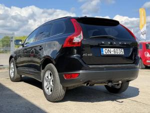 Melns Volvo XC60 2012 Rīga, ar dzinēja tilpumu 2.00 L un nobraukumu 344 tūkst. km par 8700 €, foto 21 vietnē AUTOMOTO.COM.LV