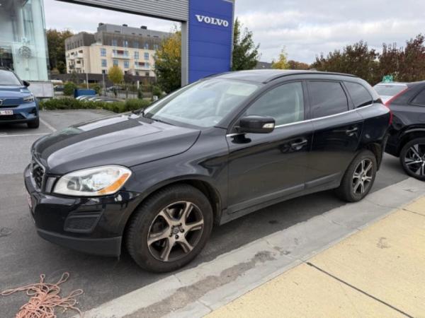 Melns Volvo XC60 2012 Rīga, ar dzinēja tilpumu 2.40 L un nobraukumu 279 tūkst. km par 11495 €, foto 5 vietnē AUTOMOTO.COM.LV