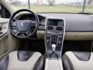 Black Volvo XC60 2012 in Saldus, with an engine capacity of 2.00 L and mileage of 268 thousand km for 9700 €, photo 10 on AUTOMOTO.COM.LV