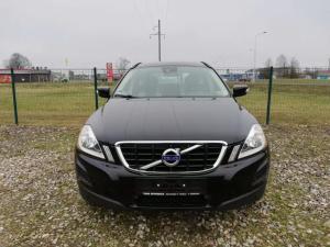 Black Volvo XC60 2012 in Saldus, with an engine capacity of 2.00 L and mileage of 268 thousand km for 9700 €, photo 11 on AUTOMOTO.COM.LV