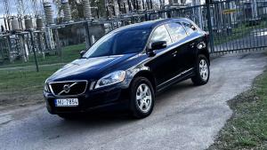 Black Volvo XC60 2012 in Riga, with an engine capacity of 2.00 L and mileage of 210 thousand km for 10800 €, photo 3 on AUTOMOTO.COM.LV