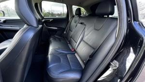 Black Volvo XC60 2012 in Riga, with an engine capacity of 2.00 L and mileage of 210 thousand km for 10800 €, photo 20 on AUTOMOTO.COM.LV