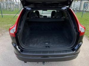 Black Volvo XC60 2012 in Riga, with an engine capacity of 2.00 L and mileage of 210 thousand km for 10800 €, photo 26 on AUTOMOTO.COM.LV