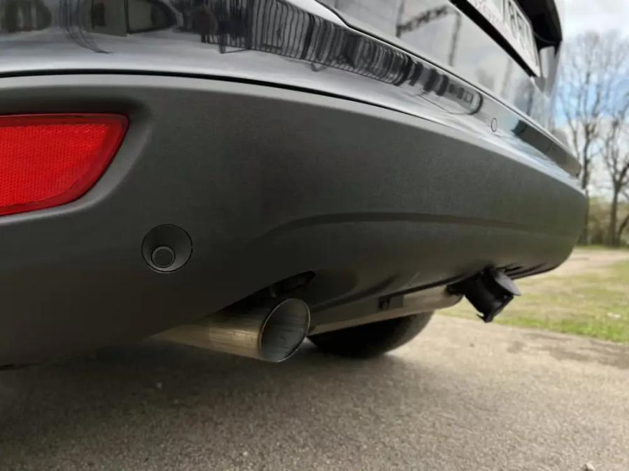 Black Volvo XC60 2012 in Riga, with an engine capacity of 2.00 L and mileage of 210 thousand km for 10800 €, photo 28 on AUTOMOTO.COM.LV