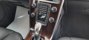 Melns Volvo XC60 2012 Rīga, ar dzinēja tilpumu 2.40 L un nobraukumu 295 tūkst. km par 11900 €, foto 15 vietnē AUTOMOTO.COM.LV