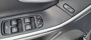Melns Volvo XC60 2012 Rīga, ar dzinēja tilpumu 2.40 L un nobraukumu 295 tūkst. km par 11900 €, foto 24 vietnē AUTOMOTO.COM.LV