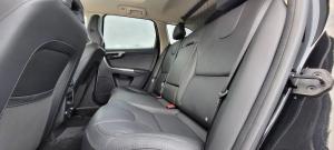 Melns Volvo XC60 2012 Rīga, ar dzinēja tilpumu 2.40 L un nobraukumu 295 tūkst. km par 11900 €, foto 26 vietnē AUTOMOTO.COM.LV