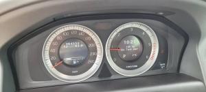 Black Volvo XC60 2012 in Riga, with an engine capacity of 2.40 L and mileage of 304 thousand km for 10990 €, photo 17 on AUTOMOTO.COM.LV