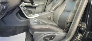 Black Volvo XC60 2012 in Riga, with an engine capacity of 2.40 L and mileage of 304 thousand km for 10990 €, photo 21 on AUTOMOTO.COM.LV