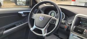 Black Volvo XC60 2012 in Riga, with an engine capacity of 2.40 L and mileage of 304 thousand km for 10990 €, photo 30 on AUTOMOTO.COM.LV