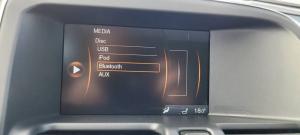Black Volvo XC60 2012 in Riga, with an engine capacity of 2.40 L and mileage of 304 thousand km for 10990 €, photo 33 on AUTOMOTO.COM.LV