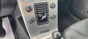 Black Volvo XC60 2012 in Riga, with an engine capacity of 2.40 L and mileage of 304 thousand km for 10990 €, photo 35 on AUTOMOTO.COM.LV