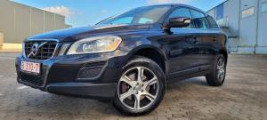 Black Volvo XC60 2012 in Riga, with an engine capacity of 2.40 L and mileage of 309 thousand km for 10900 €, photo 3 on AUTOMOTO.COM.LV