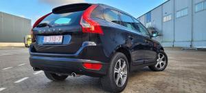 Black Volvo XC60 2012 in Riga, with an engine capacity of 2.40 L and mileage of 309 thousand km for 10900 €, photo 8 on AUTOMOTO.COM.LV
