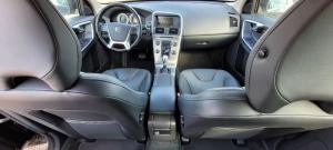 Black Volvo XC60 2012 in Riga, with an engine capacity of 2.40 L and mileage of 309 thousand km for 10900 €, photo 31 on AUTOMOTO.COM.LV