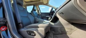 Black Volvo XC60 2012 in Riga, with an engine capacity of 2.40 L and mileage of 309 thousand km for 10900 €, photo 33 on AUTOMOTO.COM.LV