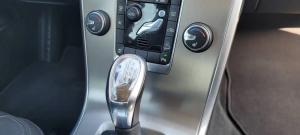 Black Volvo XC60 2012 in Riga, with an engine capacity of 2.40 L and mileage of 309 thousand km for 10900 €, photo 35 on AUTOMOTO.COM.LV