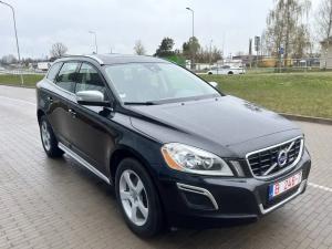 Black Volvo XC60 2012 in Rezekne, with an engine capacity of 2.00 L and mileage of 259 thousand km for 10000 €, photo 4 on AUTOMOTO.COM.LV