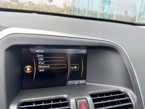 Black Volvo XC60 2012 in Rezekne, with an engine capacity of 2.00 L and mileage of 259 thousand km for 10000 €, photo 14 on AUTOMOTO.COM.LV