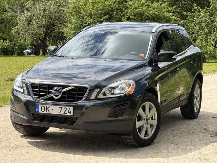 Melns Volvo XC60 2012 Aizkraukle, ar dzinēja tilpumu 2.00 L un nobraukumu 211 tūkst. km par 9970 €, foto 1 vietnē AUTOMOTO.COM.LV