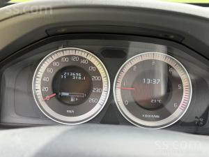 Melns Volvo XC60 2012 Aizkraukle, ar dzinēja tilpumu 2.00 L un nobraukumu 211 tūkst. km par 9970 €, foto 23 vietnē AUTOMOTO.COM.LV