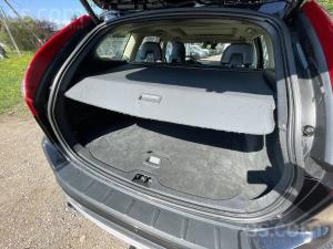 Black Volvo XC60 2012 in Riga, with an engine capacity of 2.00 L and mileage of 372 thousand km for 8990 €, photo 16 on AUTOMOTO.COM.LV