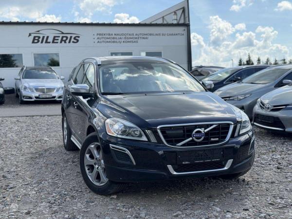 Melns Volvo XC60 2012 Utena, ar dzinēja tilpumu 2.40 L un nobraukumu 289 tūkst. km par 7990 €, foto 1 vietnē AUTOMOTO.COM.LV