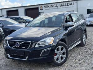 Black Volvo XC60 2012 in Utena, with an engine capacity of 2.40 L and mileage of 289 thousand km for 7990 €, photo 4 on AUTOMOTO.COM.LV