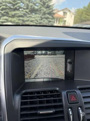 Black Volvo XC60 2012 in Utena, with an engine capacity of 2.40 L and mileage of 289 thousand km for 7990 €, photo 12 on AUTOMOTO.COM.LV