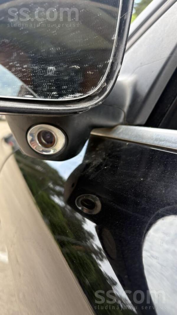 Melns Volvo XC60 2012 Ogre, ar dzinēja tilpumu 2.40 L un nobraukumu 239 tūkst. km par 9500 €, foto 8 vietnē AUTOMOTO.COM.LV