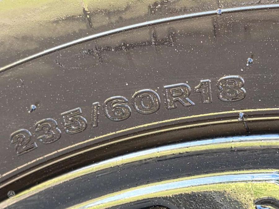 Черный Вольво ХС60 2012 в Таураге, объемом двигателя 1.98 л и пробегом 268 тыс. км за 7800 €, фото 84 на AUTOMOTO.COM.LV