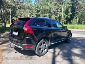 Black Volvo XC60 2012 in Tallinn, with an engine capacity of 2.40 L and mileage of 314 thousand km for 8600 €, photo 4 on AUTOMOTO.COM.LV