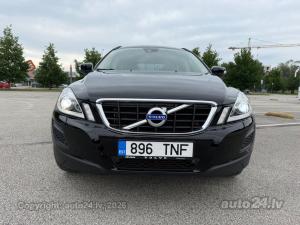 Black Volvo XC60 2012 in Tartu, with an engine capacity of 2.40 L and mileage of 185 thousand km for 12000 €, photo 12 on AUTOMOTO.COM.LV