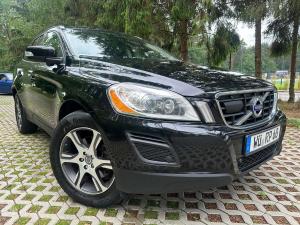 Black Volvo XC60 2012 in Vilnius, with an engine capacity of 2.40 L and mileage of 314 thousand km for 9950 €, photo 13 on AUTOMOTO.COM.LV