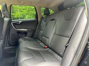 Black Volvo XC60 2012 in Vilnius, with an engine capacity of 2.40 L and mileage of 314 thousand km for 9950 €, photo 25 on AUTOMOTO.COM.LV