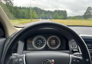 Black Volvo XC60 2012 in Vilnius, with an engine capacity of 2.40 L and mileage of 314 thousand km for 9950 €, photo 37 on AUTOMOTO.COM.LV