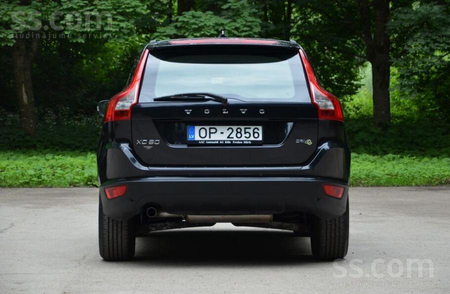 Melns Volvo XC60 2012 Rīga, ar dzinēja tilpumu 2.00 L un nobraukumu 250 tūkst. km par 9490 €, foto 8 vietnē AUTOMOTO.COM.LV
