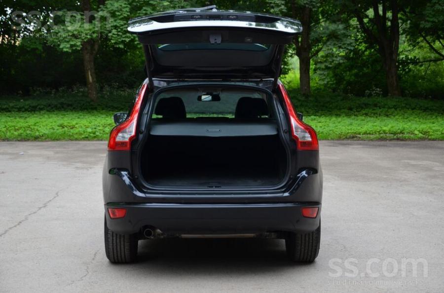 Melns Volvo XC60 2012 Rīga, ar dzinēja tilpumu 2.00 L un nobraukumu 250 tūkst. km par 9490 €, foto 10 vietnē AUTOMOTO.COM.LV