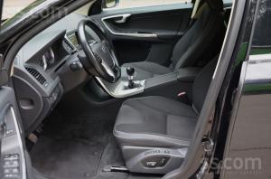 Melns Volvo XC60 2012 Rīga, ar dzinēja tilpumu 2.00 L un nobraukumu 250 tūkst. km par 9490 €, foto 13 vietnē AUTOMOTO.COM.LV