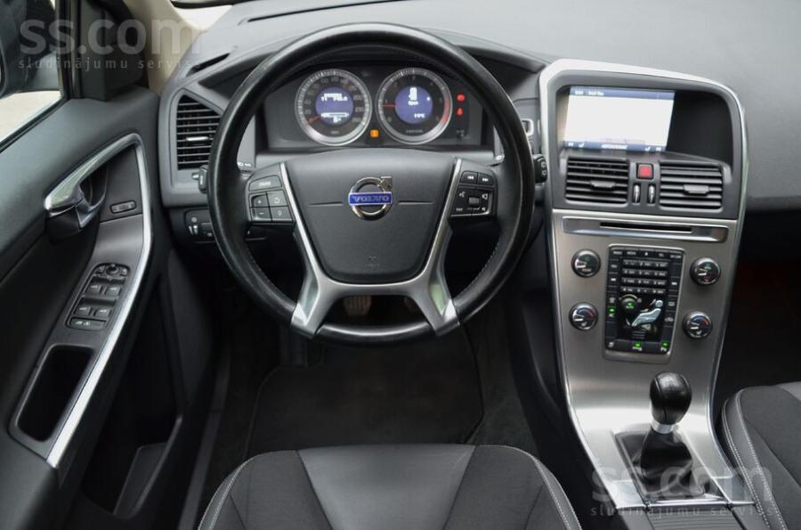 Melns Volvo XC60 2012 Rīga, ar dzinēja tilpumu 2.00 L un nobraukumu 250 tūkst. km par 9490 €, foto 16 vietnē AUTOMOTO.COM.LV