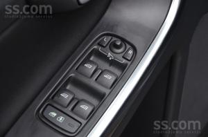 Melns Volvo XC60 2012 Rīga, ar dzinēja tilpumu 2.00 L un nobraukumu 250 tūkst. km par 9490 €, foto 29 vietnē AUTOMOTO.COM.LV