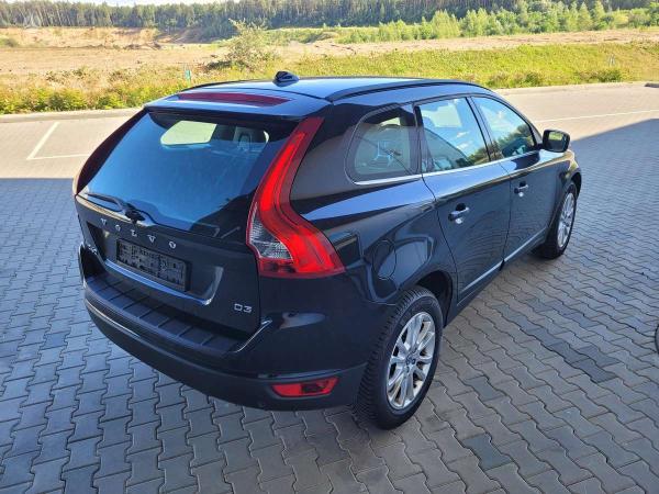 Melns Volvo XC60 2012 Viļņa, ar dzinēja tilpumu 1.98 L un nobraukumu 195 tūkst. km par 7999 €, foto 7 vietnē AUTOMOTO.COM.LV