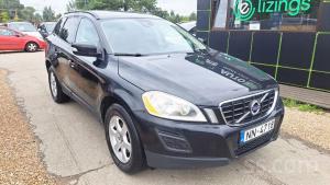 Melns Volvo XC60 2012 Rīga, ar dzinēja tilpumu 2.40 L un nobraukumu 475 tūkst. km par 5800 €, foto 4 vietnē AUTOMOTO.COM.LV