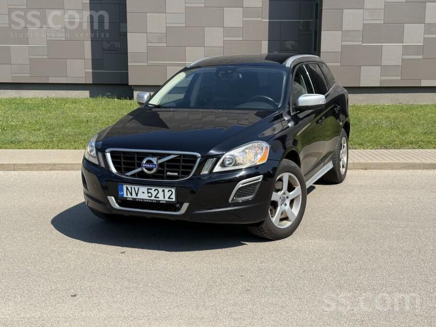 Melns Volvo XC60 2012 Rīga, ar dzinēja tilpumu 2.00 L un nobraukumu 292 tūkst. km par 6400 €, foto 3 vietnē AUTOMOTO.COM.LV